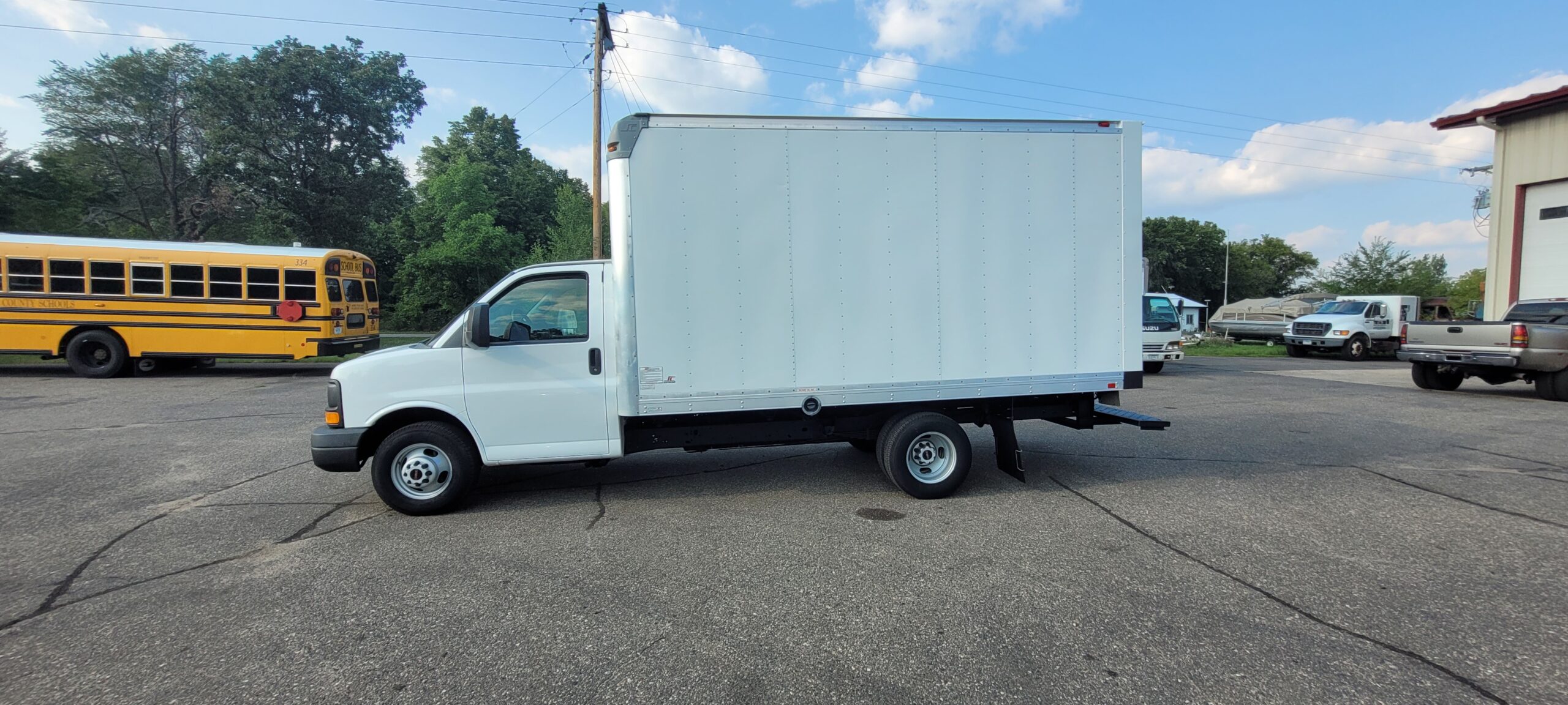 2016 GMC SAVANA BOX TRUCK - Friedrich’s Auto & Truck